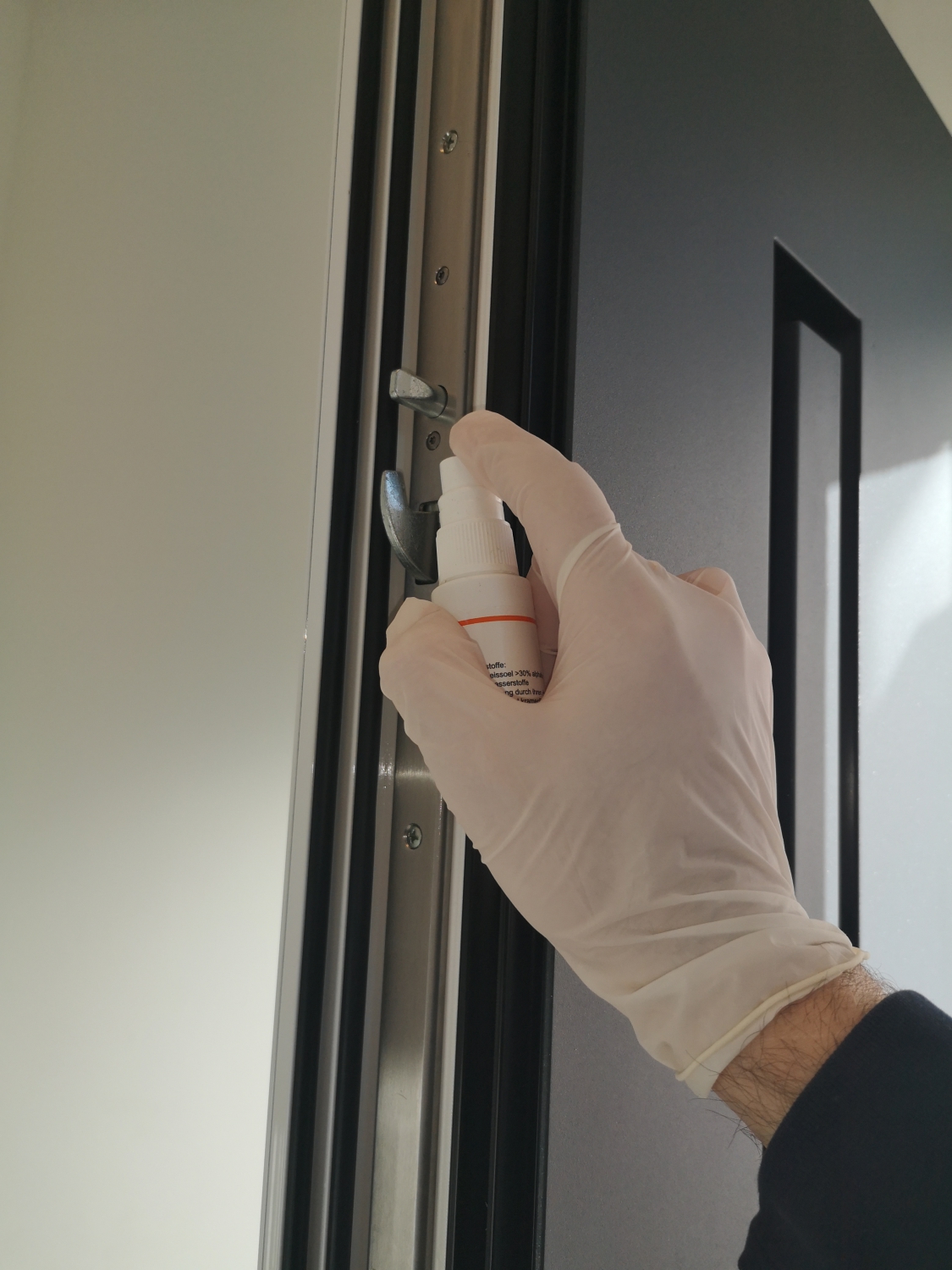 Enostavno čiščenje vhodnih vrat iz aluminija - Inotherm